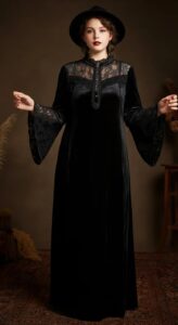 15 Plus Size Goth Outfit Ideas for Dark Stylish Looks - Mrs & The ...