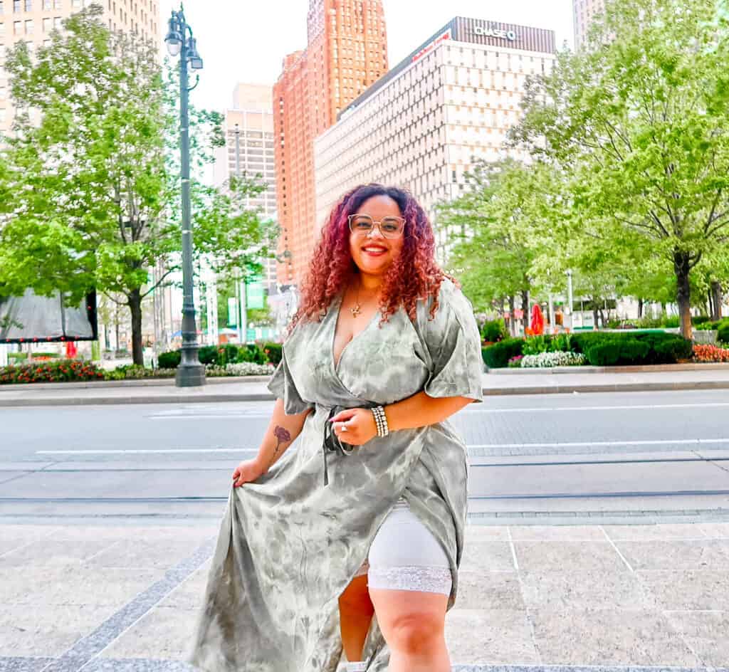 20 Curve-Hugging Fall Outfits That Slay: Autumn Style for Every Body ...