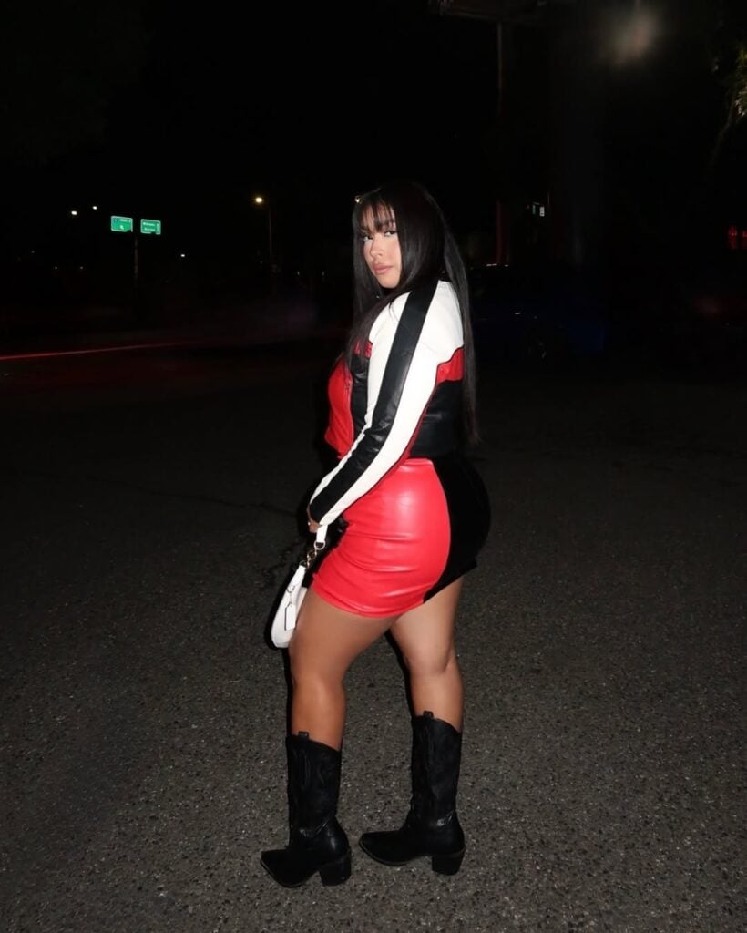 20 Trendy Concert Outfits for Juniors That Will Make You Stand Out