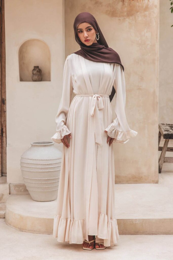20 Chic Hijabi Fall Outfits: Modest Fashion Inspiration for Cozy Autumn ...