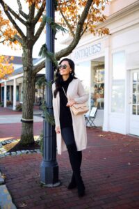 20 Cozy and Chic Fall Outfits to Elevate Your Autumn Wardrobe - Mrs ...