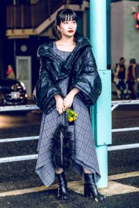 20 Trendy Fall Outfits in Japan: Embrace Autumn Style with a Twist ...