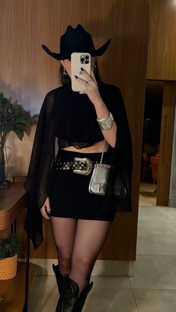 20 Goth Cowgirl Outfit Ideas That Blend Dark Romance With Western Edge ...