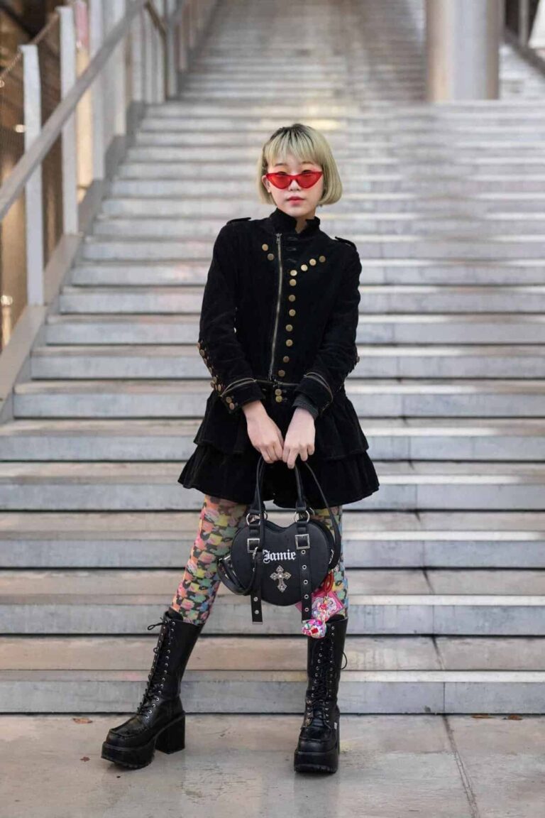 20 Showstopping Black Concert Outfits to Rock Your Next Gig - Mrs & The ...