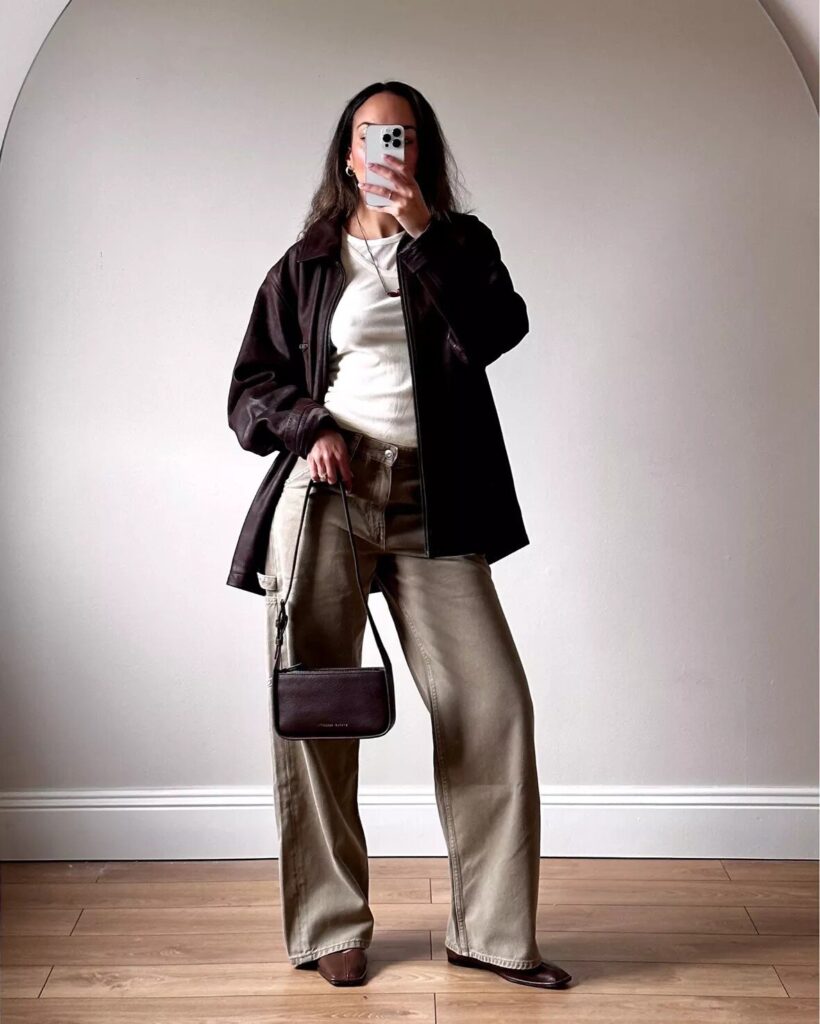 20 Y2K Jeans Outfits That Will Transport You Back to the 2000s in Style ...