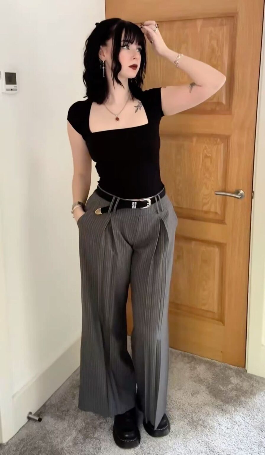 20 Baddie Outfit Ideas Casual for a Cool Relaxed Look - Mrs & The ...